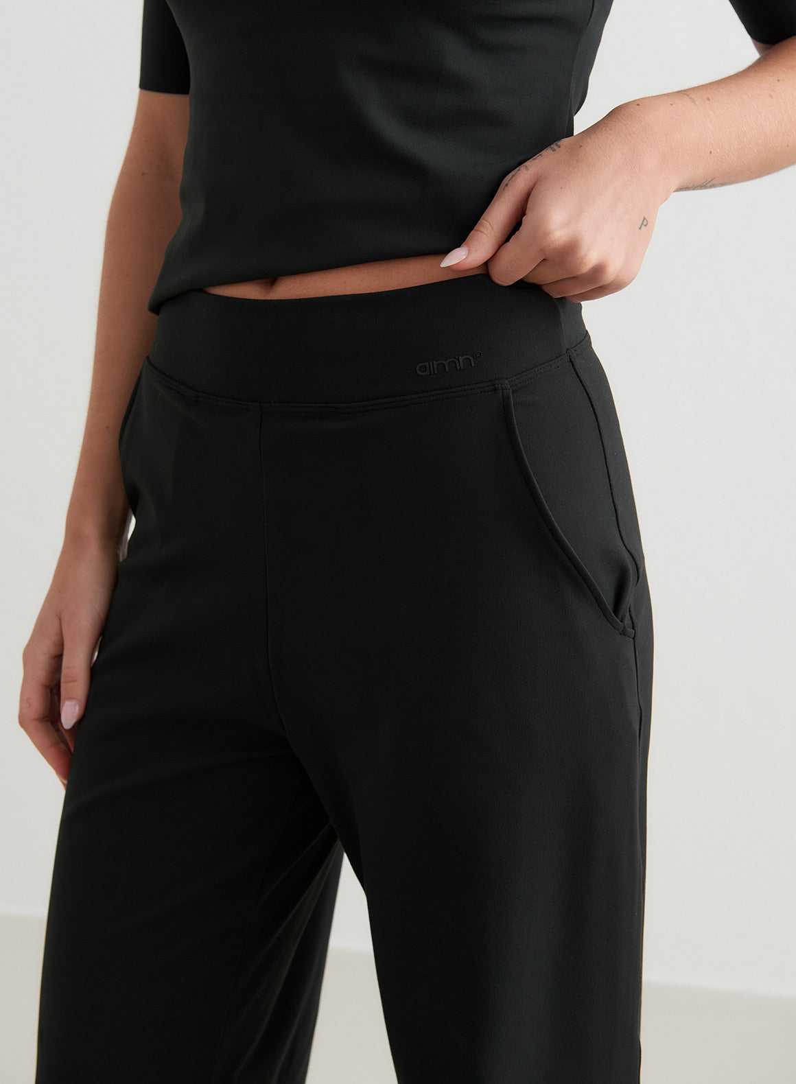 BLACK SENSE WIDE PANTS – AIMN NZ