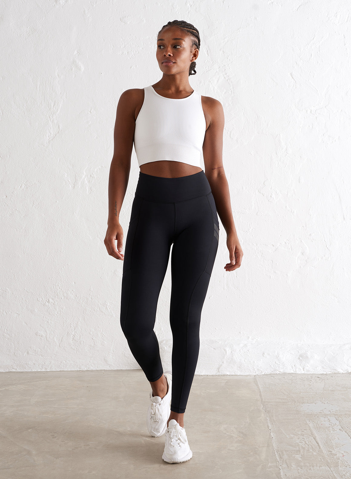 ESSENTIAL TIGHTS – AIMN NZ