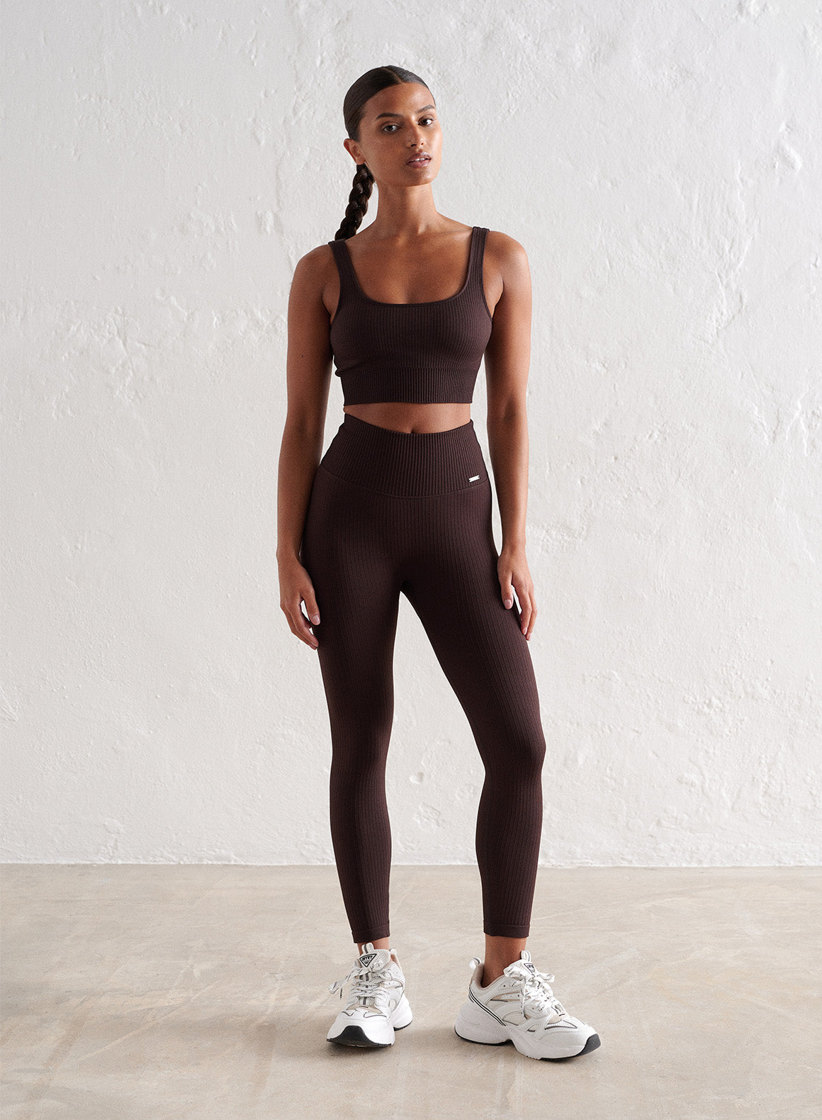 Cacao Ribbed Seamless Petite Tights – AIMN NZ