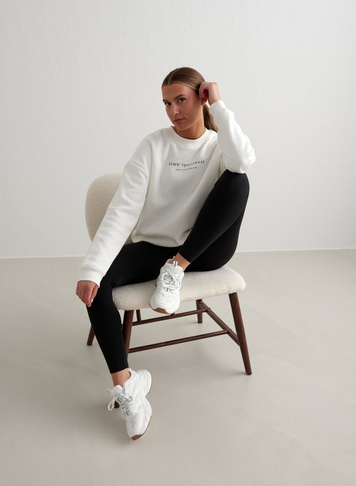 All White Athena 100 – AIMN NZ